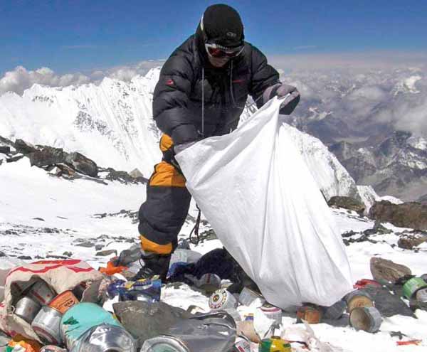 Nepal Army to Collect 35,000 Kgs of Garbage from the Mountains ...